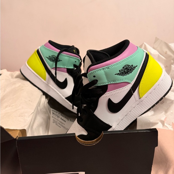 Nike | Shoes | Worn Once Air Jordan Mid Gs White Black Volt Green Glow ...